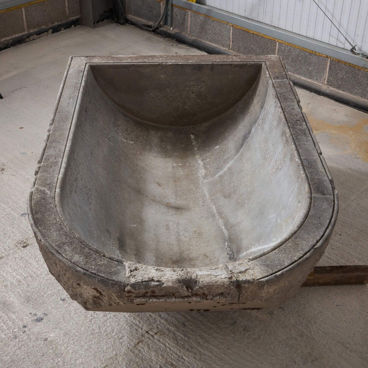 Antique Rounded Bardiglio Capella Marble Trough | UK Architectural Heritage