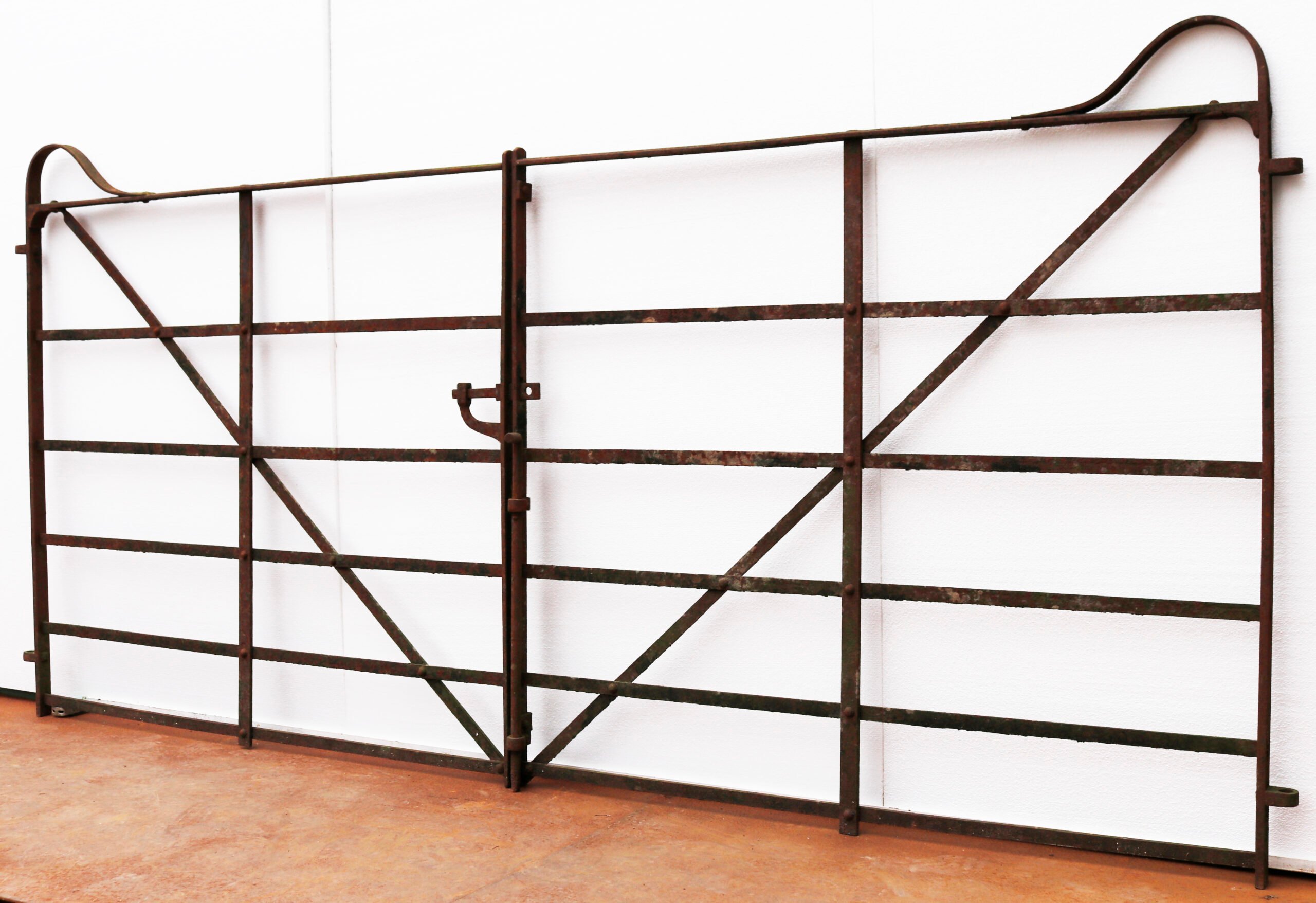 A Set of Reclaimed Georgian Wrought Iron Driveway Gates 276cm (9″) - UK ...