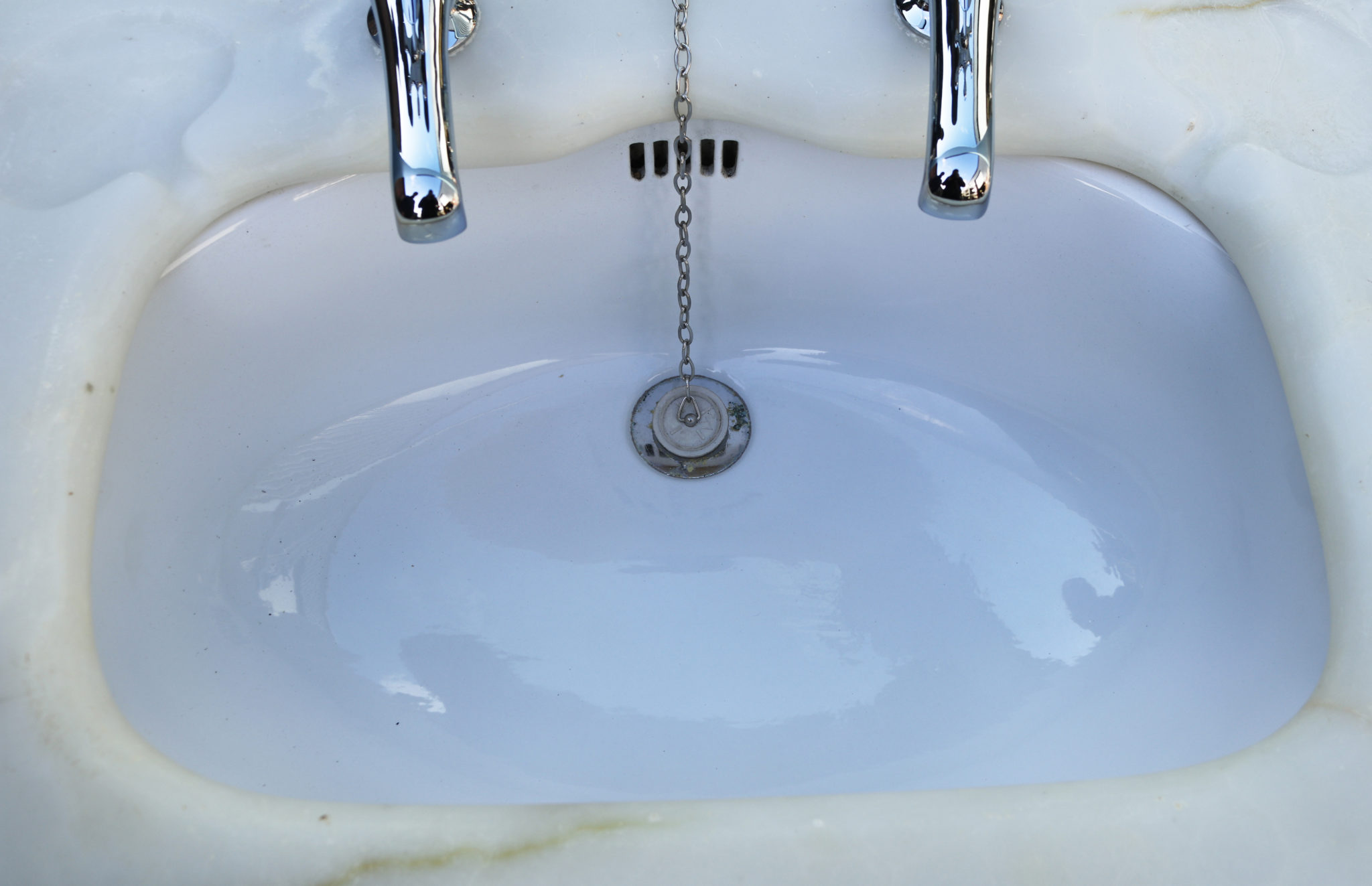 Art Deco Alabaster Sink with Stand - UK Architectural Heritage | Shop Now