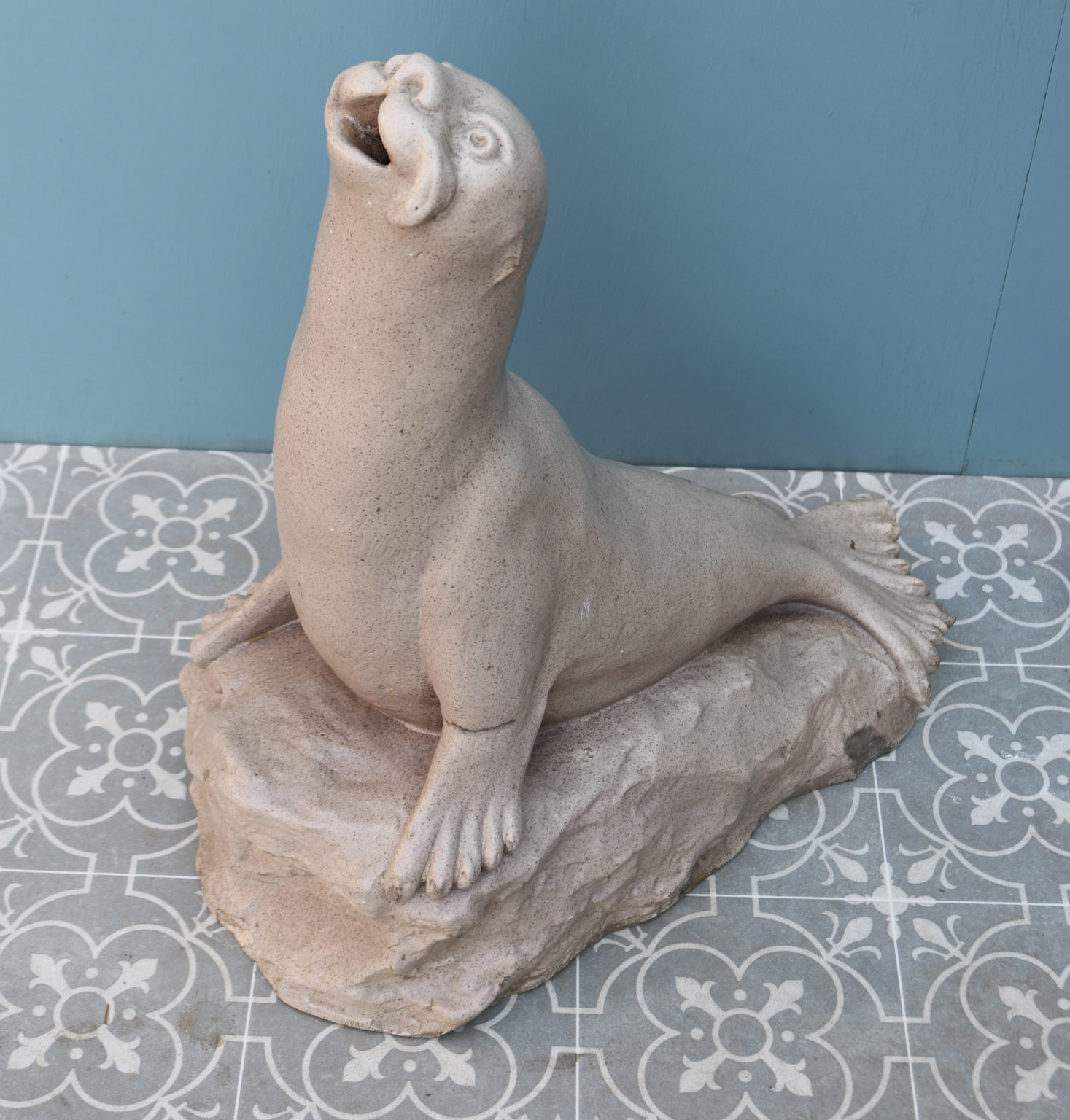 Pair of Leeds Fireclay Co. LEFCO Seal Garden Fountains - UK ...