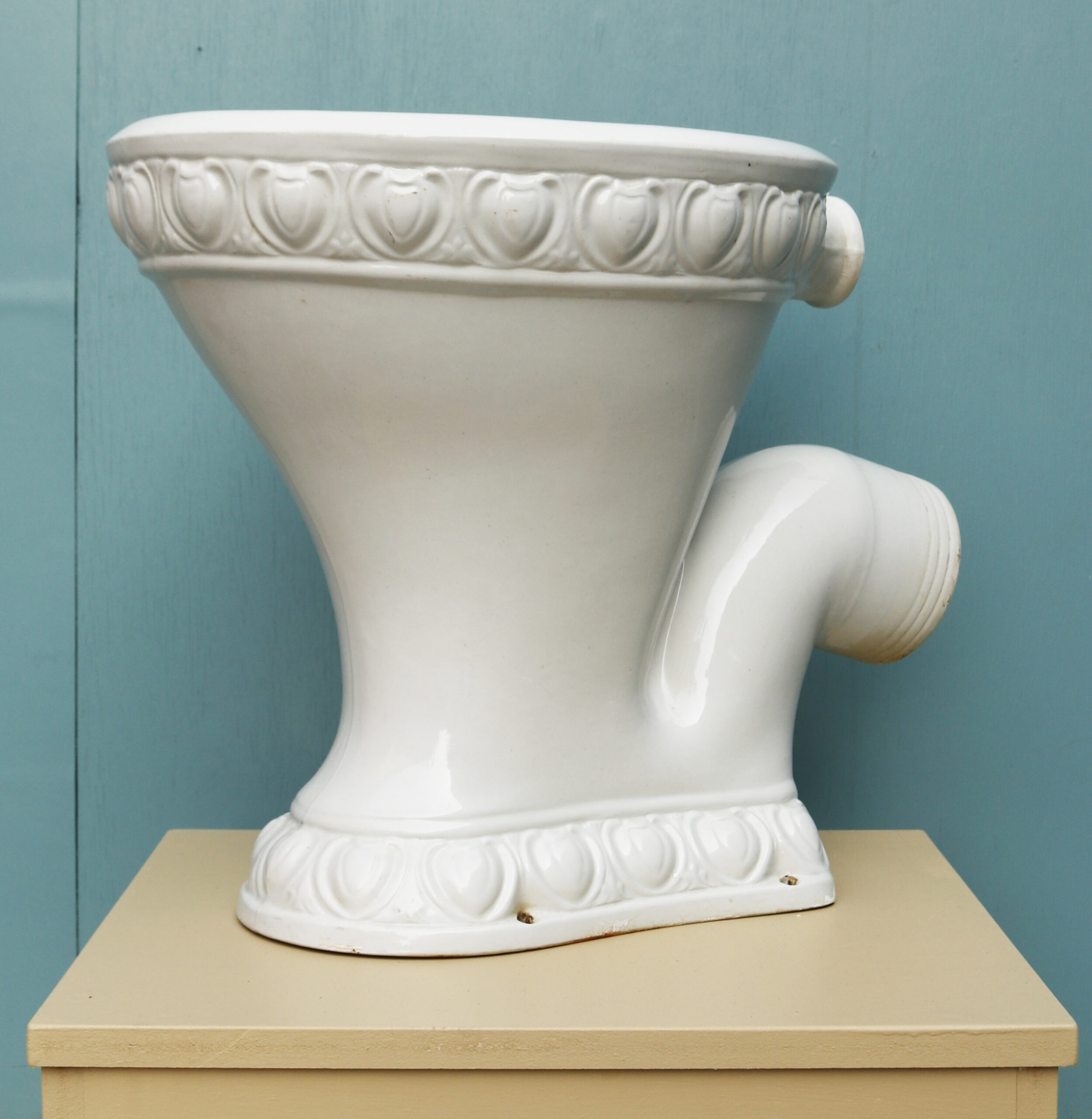 Antique Toilets, Urinals & Bidets | UK Heritage