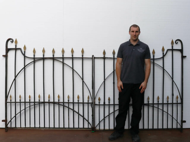 Set of Georgian Wrought Iron Driveway Gates 312.5 cm (10’2”) - UK ...