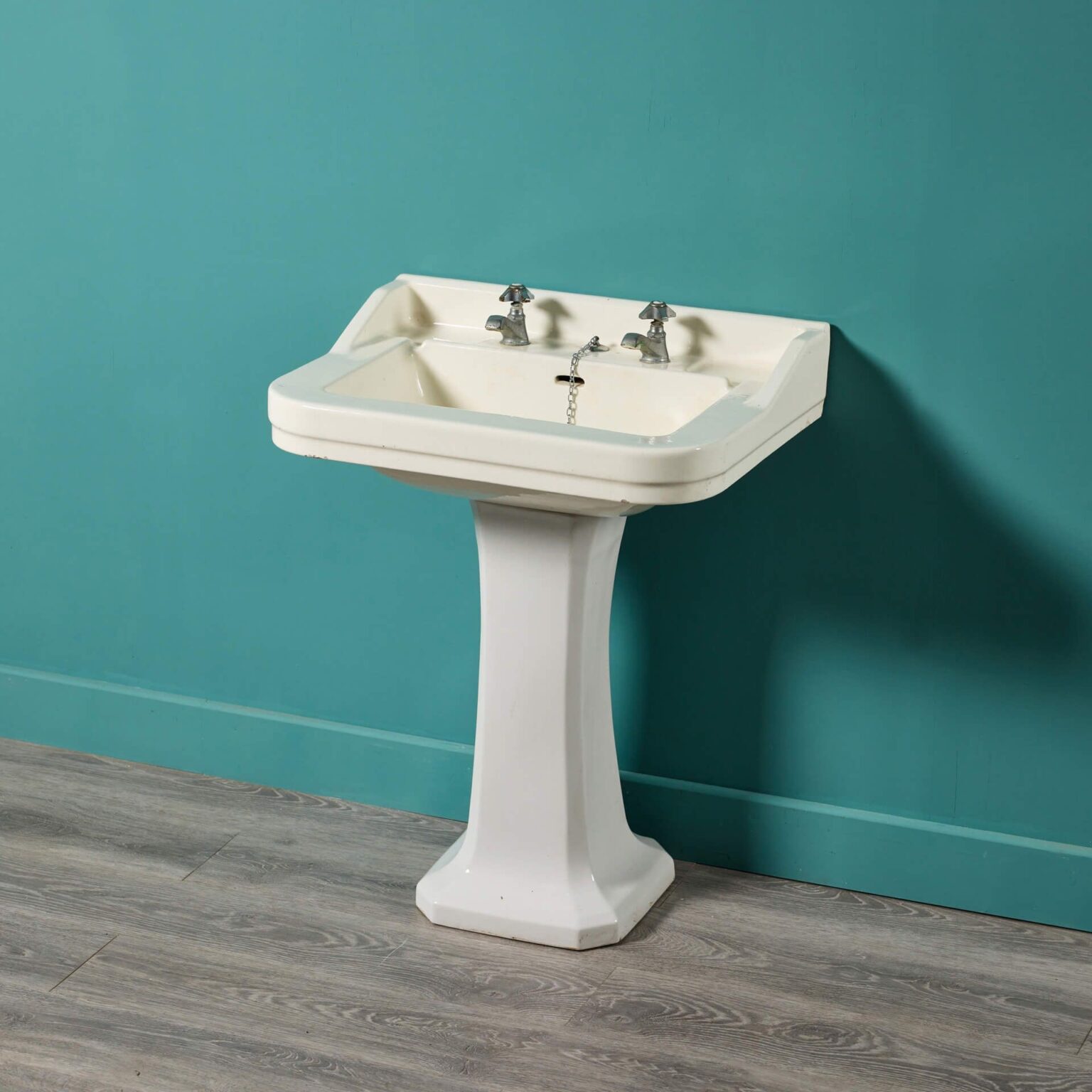 French Edwardian Style Pedestal Sink - UK Architectural Heritage
