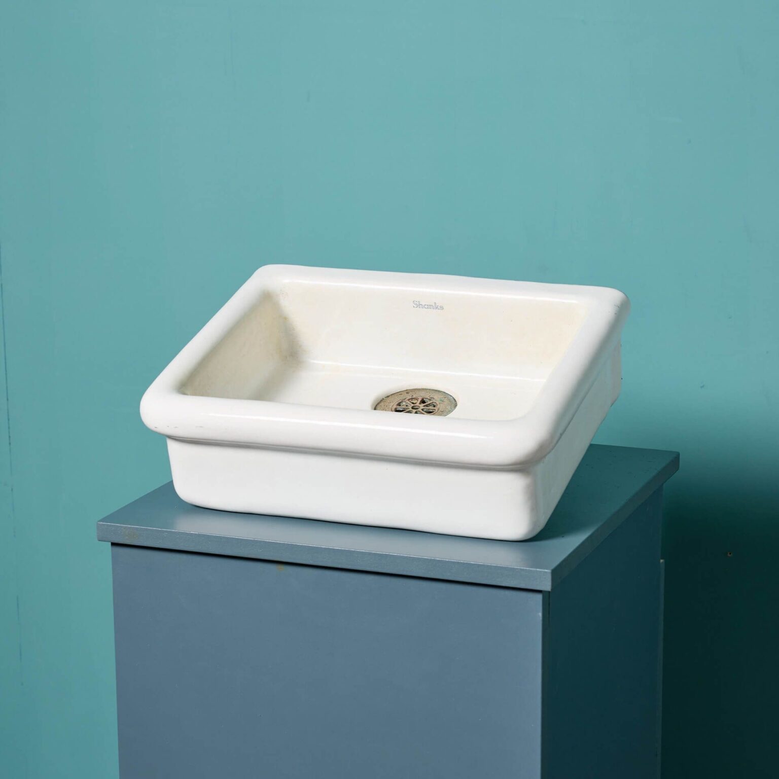 Reclaimed Petite Shanks Belfast Sink - UK Architectural Heritage