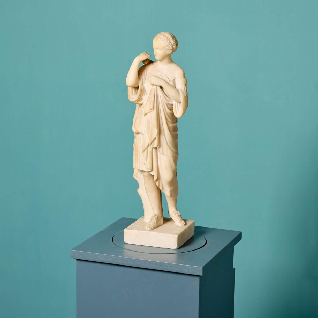 The Callipygian Venus Terracotta Statue | UK Architectural Heritage