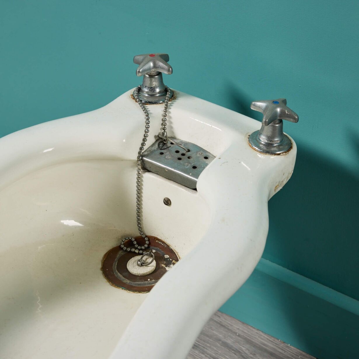 Antique French Edwardian Porcelain Bidet | UK Architectural Heritage