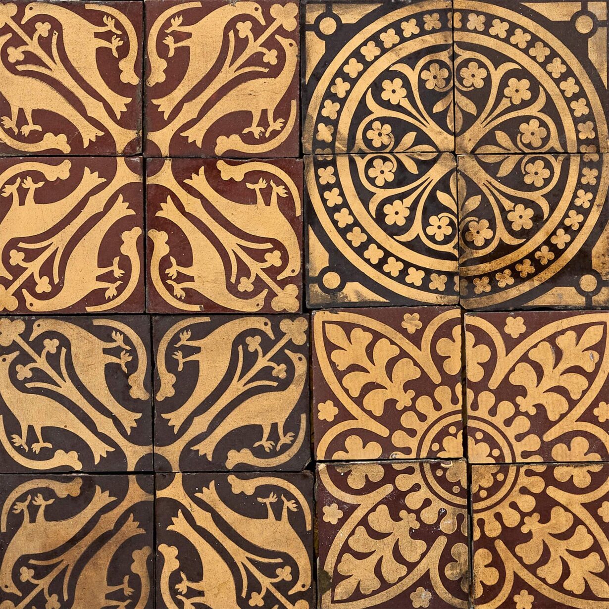 Reclaimed Minton Tile Splashback | UK Architectural Heritage