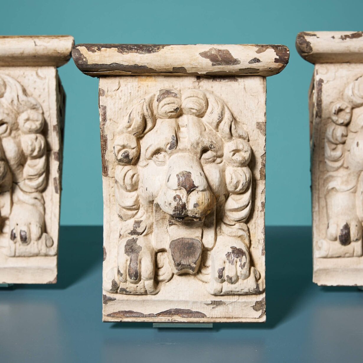 Set of Antique Oak Lion Corbels | UK Architectural Heritage