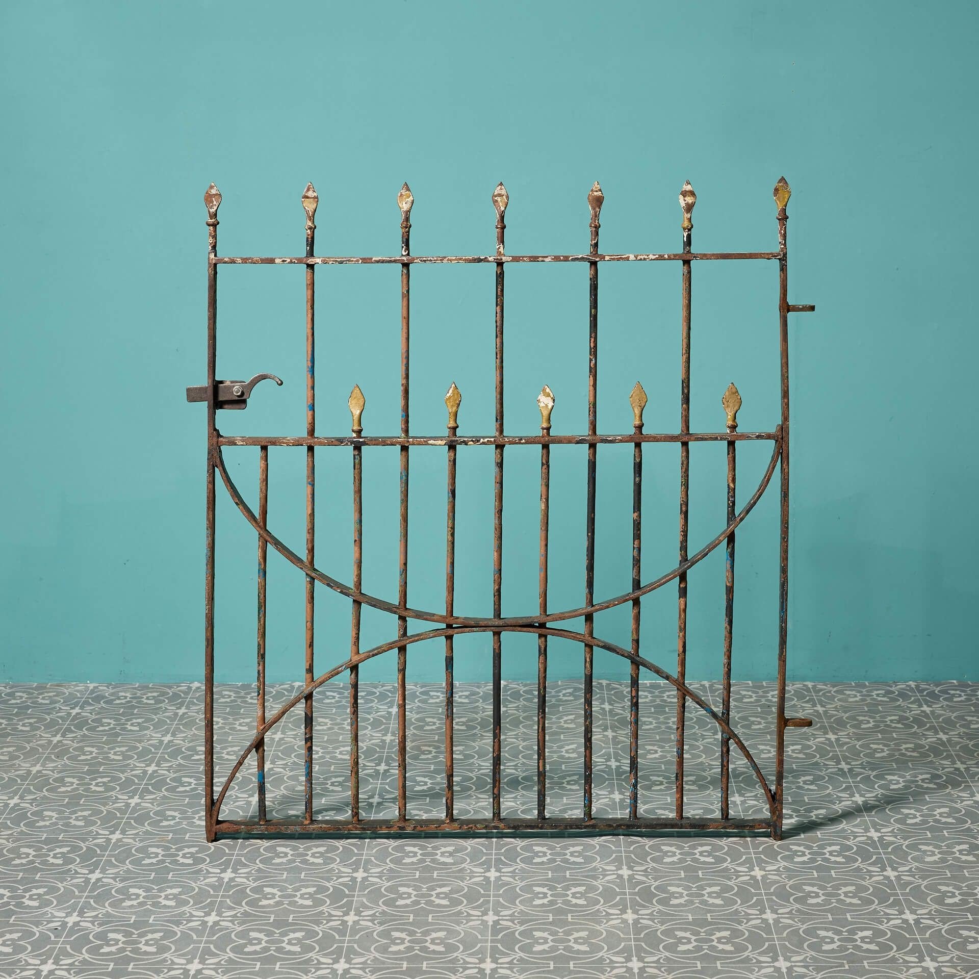 Georgian Wrought Iron Gate with Gold Arrowhead Finials | UK ...