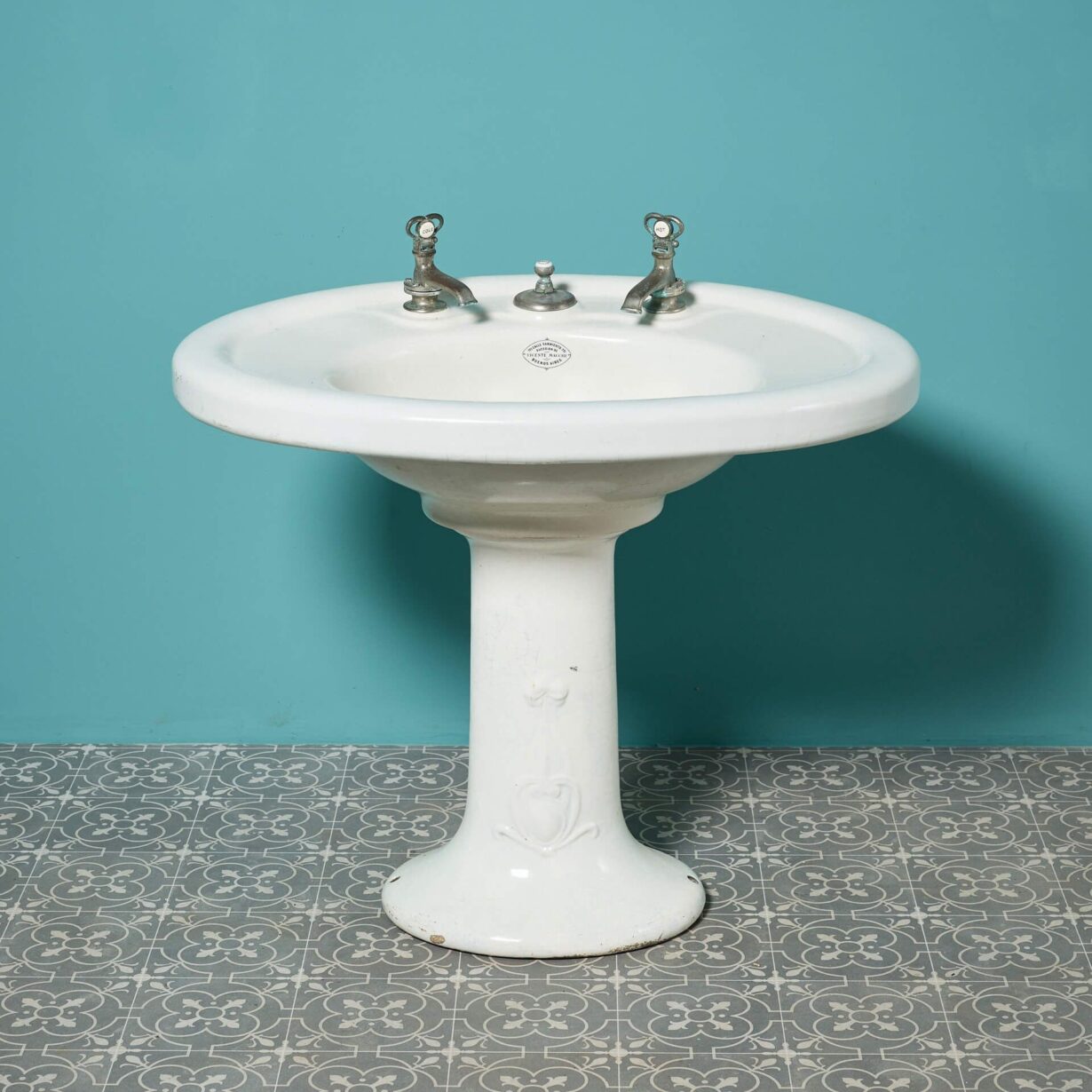 Antique Sinks & Reclaimed Bathroom Basins | UK Heritage