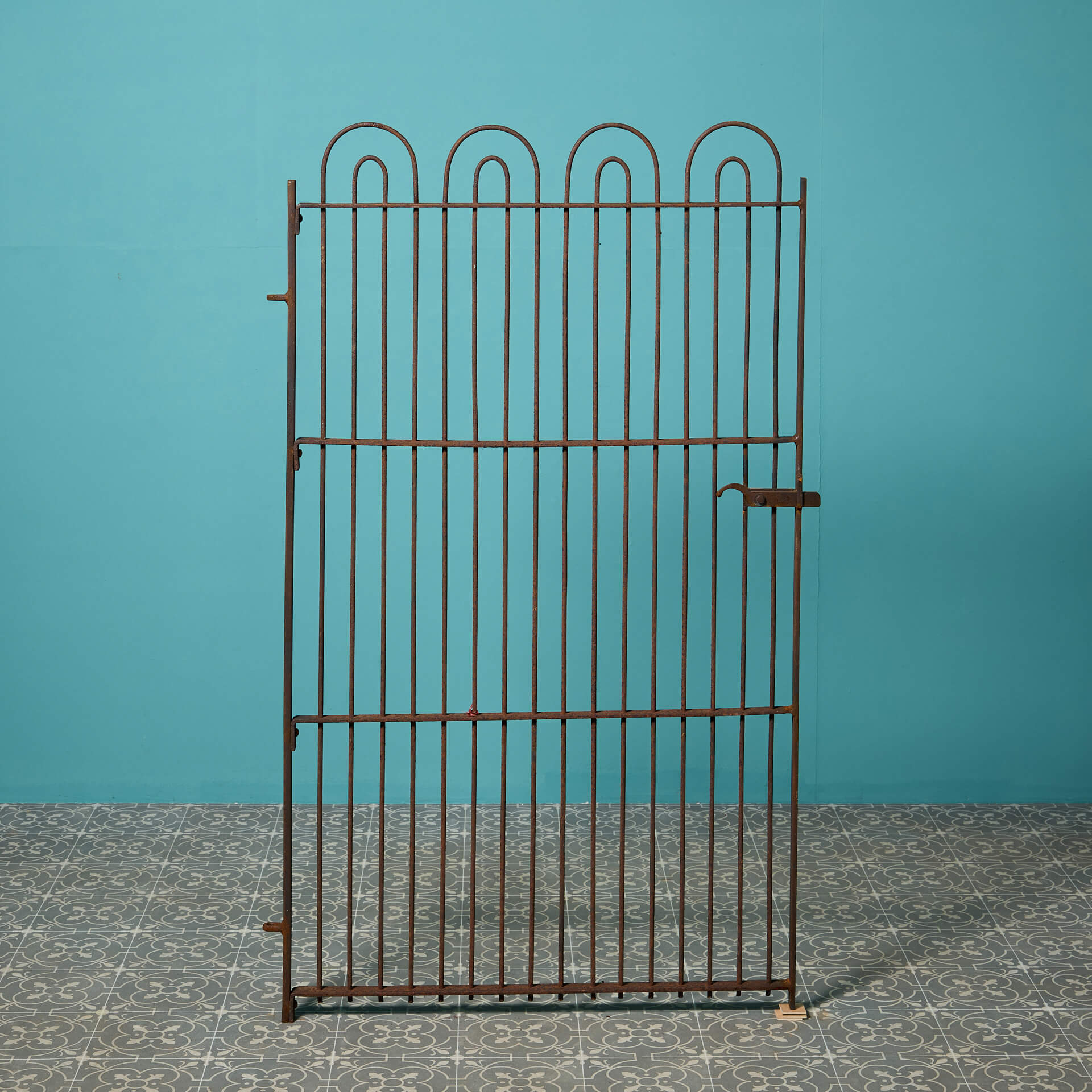 English 19th Century Wrought Iron Hoop Top Pedestrian Gate | UK ...